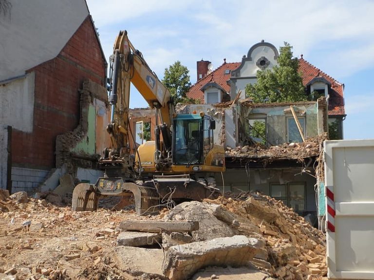 Things to Consider Before Starting a DIY Demolition Project - Dfwbi